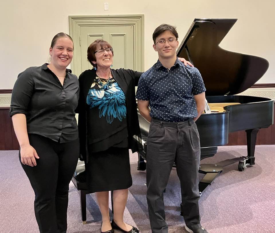 Alison S. Barr Music | The homepage of the piano studio of Alison S. Barr